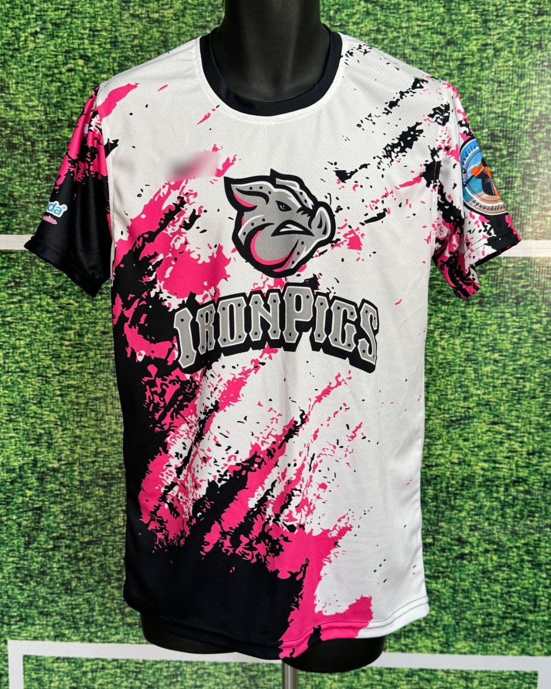 Un uniforme de béisbol.